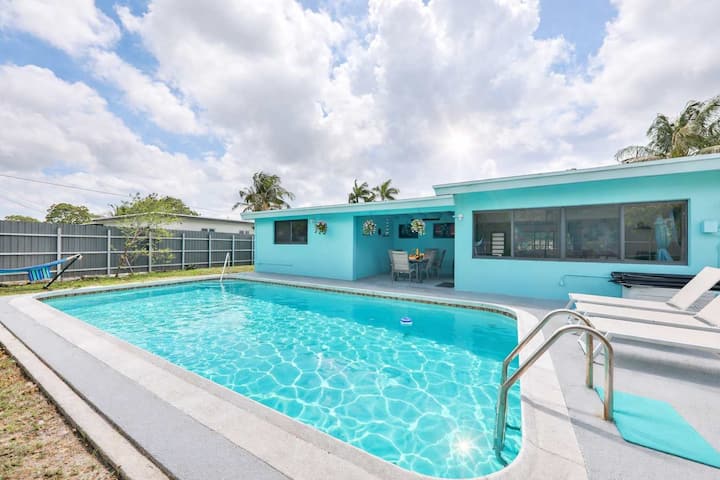 Breakfast At Tiffany's - Fort Lauderdale