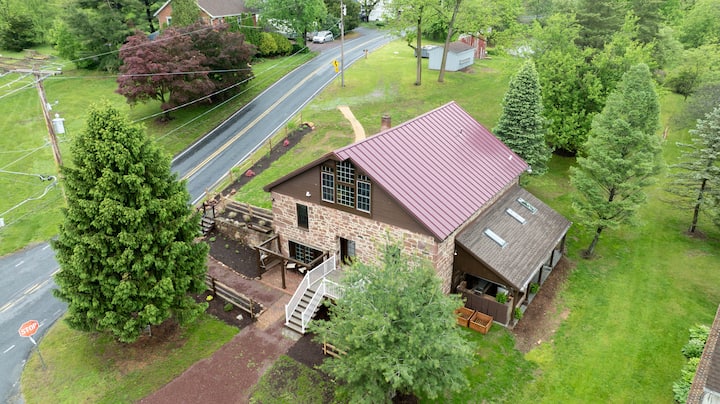 Historic Mill House W Hot Tub And Fishing Pond - Denver, PA