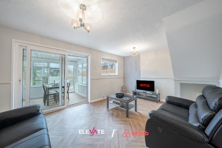 5br House|long Stays|free Parking|sleeps8 - Northampton