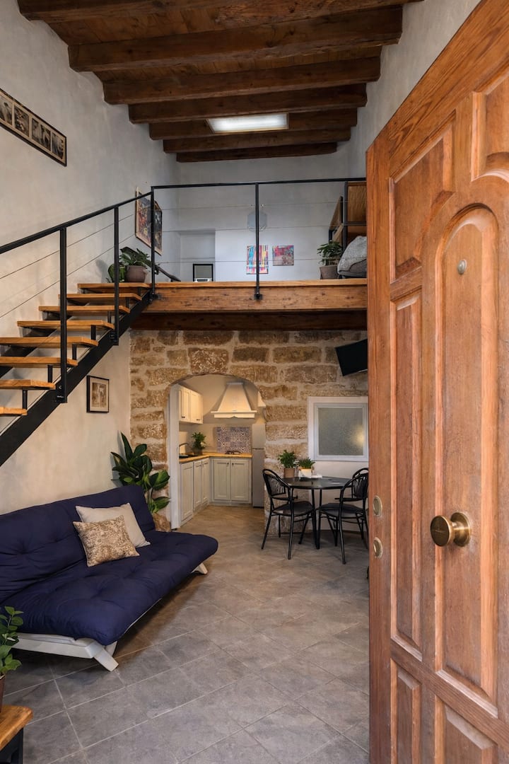 Loft Bonbon • Loft In Pietra Con Soppalco - Cinisi