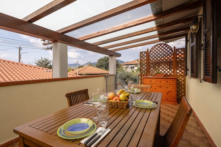 10 Minuti Dal Mare - Massa