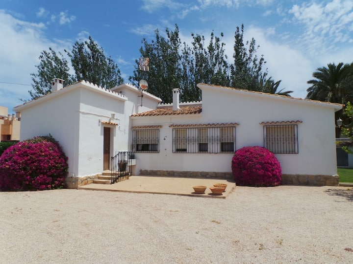V30- Chalet Independiente Con Piscina Privada - Dénia