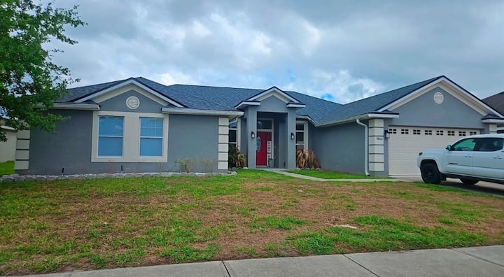 Kasa Medina - St. Cloud, FL