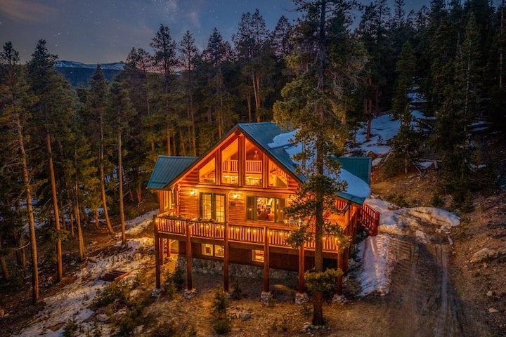 Last Light Lodge | Hot Tub, 14er Views, Sleeps 10 - Fairplay, CO