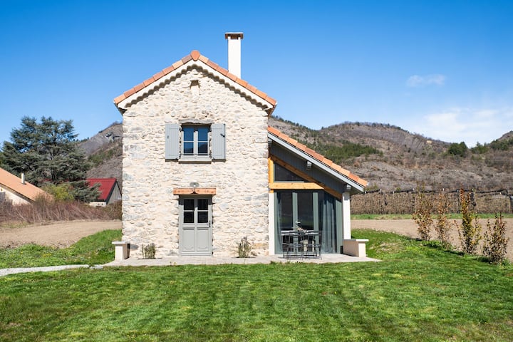 Charmante Petite Maison, Calme, Nature, Intimité - Tallard