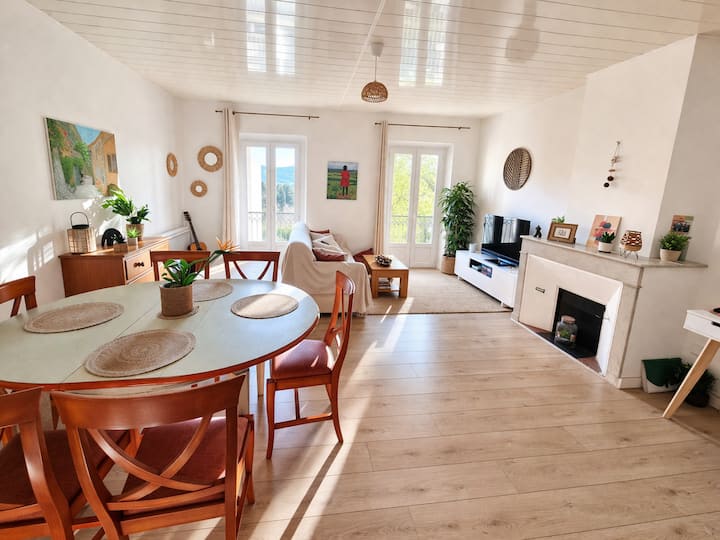 Grand Appartement Lumineux Proche Vieille Ville - La Crau