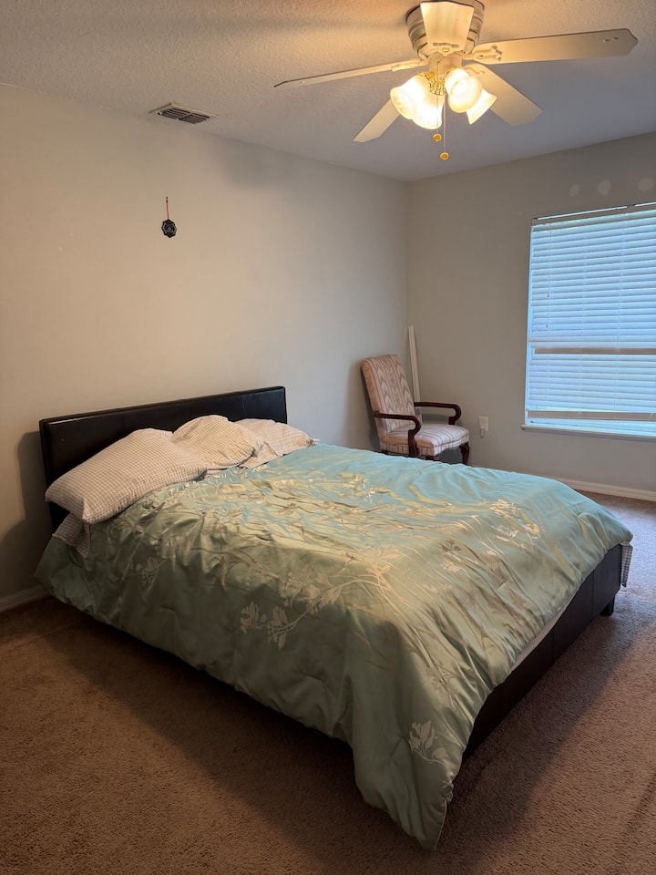Private Room & Bath Near Stetson - DeLand