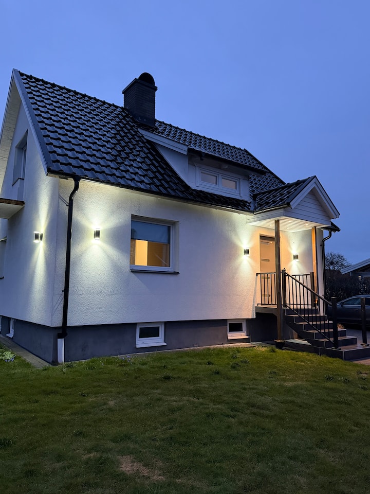 Lugnt & Centralt Boende - Falkenberg