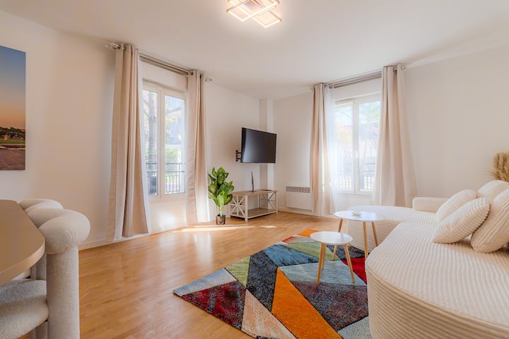 Le Nid Des Fauconniers - Grand, Calme, Chaleureux - Houilles
