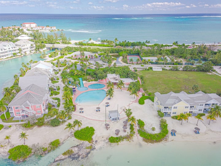 Sandy Port Condo 3br Access To Resort Pool & Beach - The Bahamas