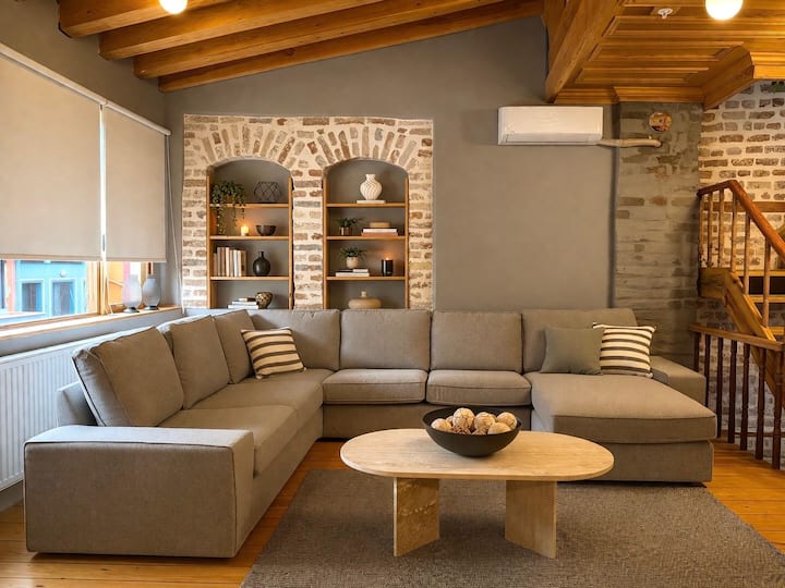 Historic 3br House Private Terrace & Ac In Balat - İstanbul