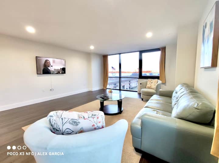 Nice 1br 1bath In Edgewater Near The River - Edgewater, NJ