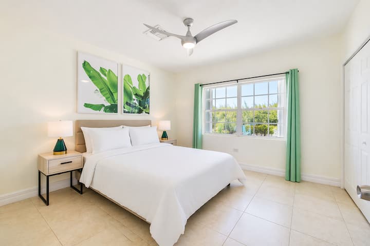 Beautiful Family Town Home, Walk To Beach, Sleep 6 - Cayman Islands