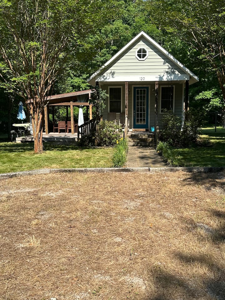 Katrina Cottage At Kerr Lake (Buggs Island) - John H. Kerr Reservoir