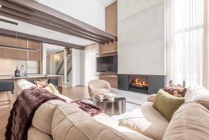 Villa Eclipse Solaire  | Walk To Ski | Hot Tub - Mont-Tremblant