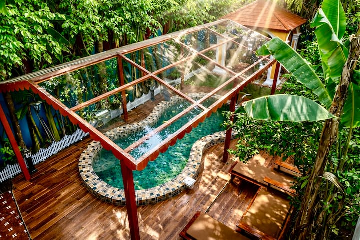 Casa Azulo : A Tropical Paradise - Gurgaon