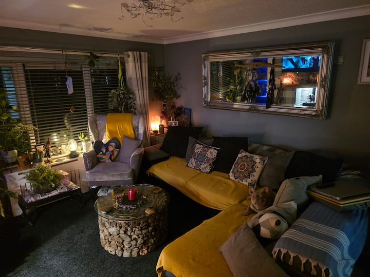 Lovely Homely Apartment. - Oldham