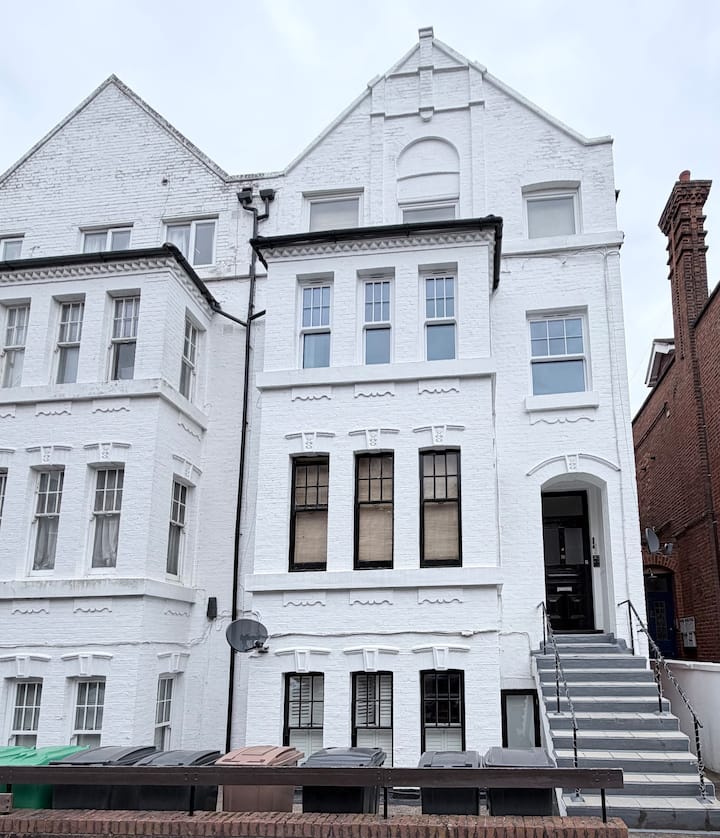 Chic Surbiton Retreat | Fast Train To Ldn Waterloo - Surbiton