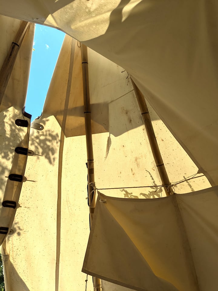 Le Tipi Du Jardin Des Bises - Pont-en-Royans