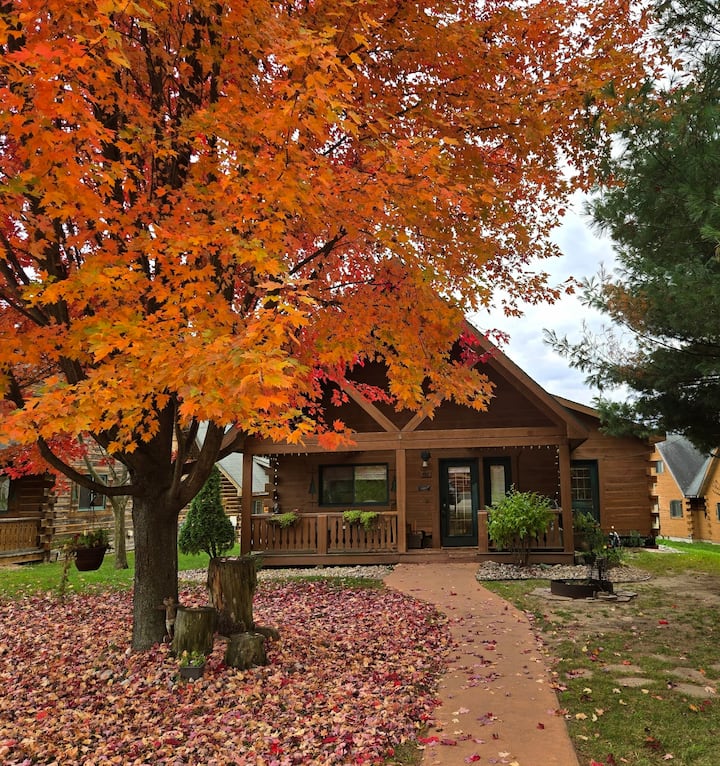 Maple Tree Cabin - Three Bears Resort, Warrens