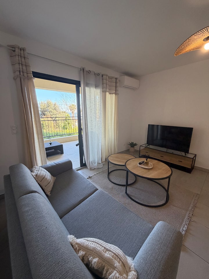 T2 Vue Mer Avec Parking • 5 Min Centre Bastia - Bastia