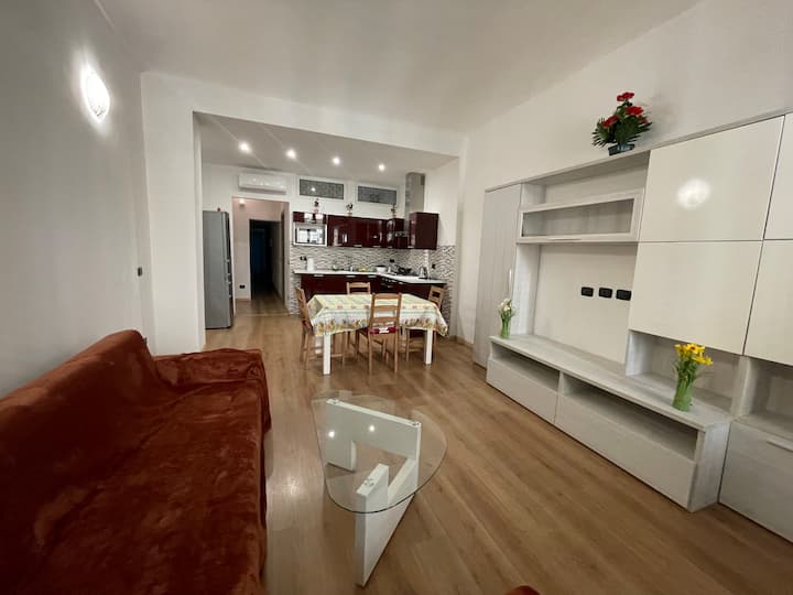 Priamar House - Savona