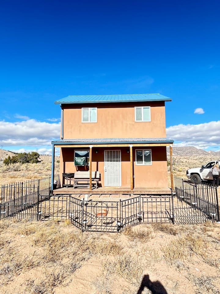 Charming Casita On The Chama River In Abiquiu, Nm - Abiquiu, NM