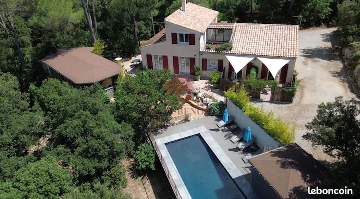 Suite Avec Terrasse – Domaine D’olga - Saint-Guilhem-le-Désert