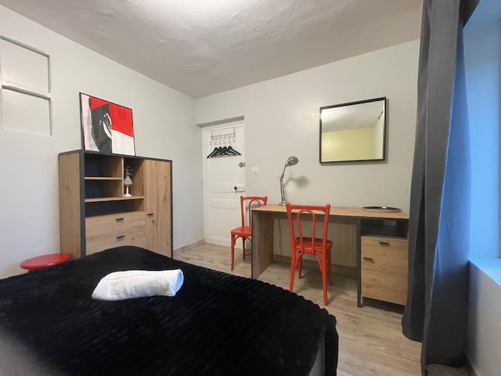 Demeure D'autrefois : Chambre 4 - Morestel