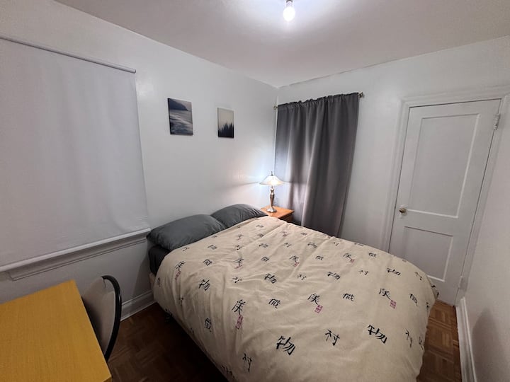 Comfy Value 3br House, 3 Car Spots. 10 Min To Dt - Toronto