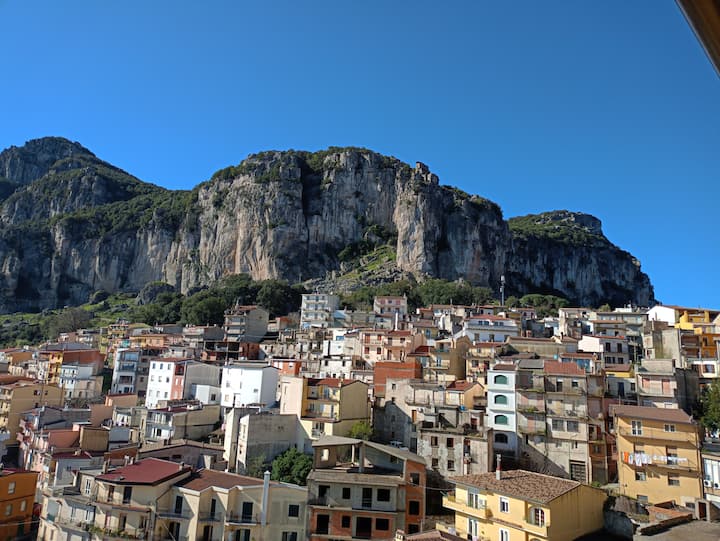 La Quiete Dei Tacchi - Ulassai - Osini