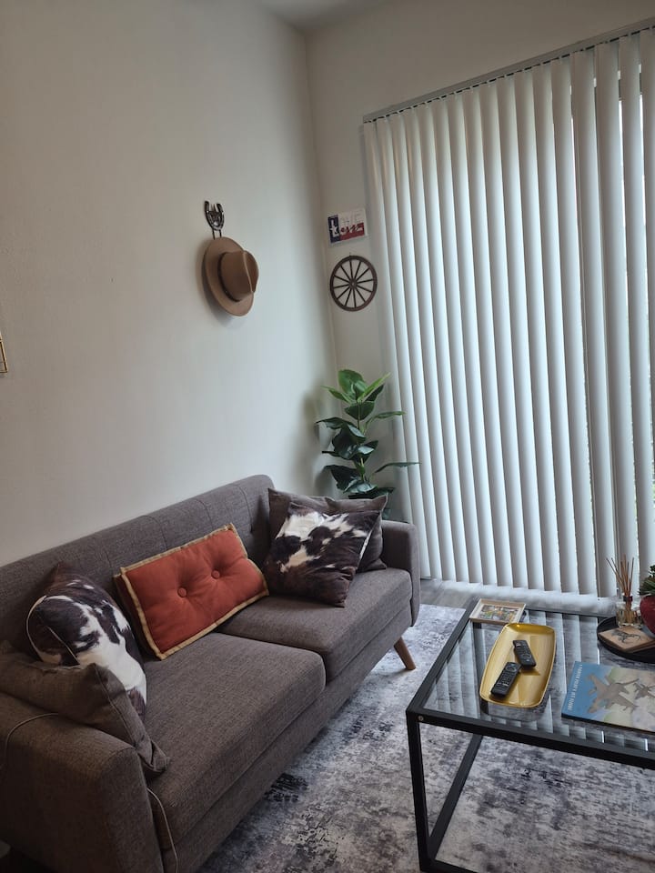 Luxury 1bed 1bath Near Riverwalk, And The Pearl - Lincoln Heights - San Antonio