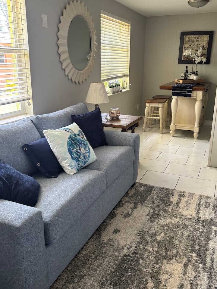 Little Pine Cottage - Englewood, FL