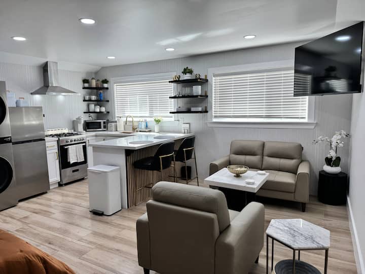 Open Floor Plan Studio By Fresno City College - Fresno, CA