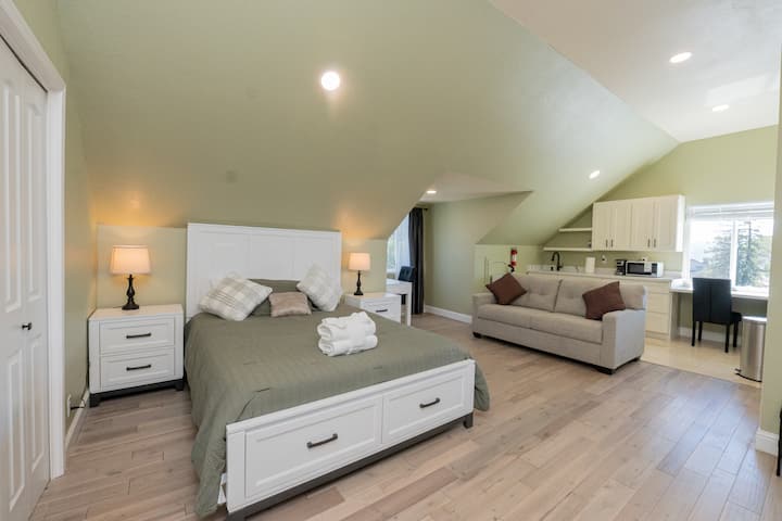 Private Guest Suite W/ Kitchenette & Private Entry - Los Gatos, CA