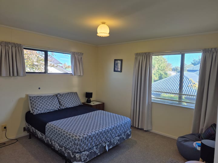 Executive Suite In The Royal City - 北帕莫斯頓