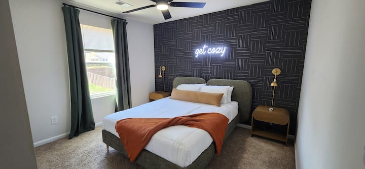 Sleeps 14 | 11 Min Croft Park | 4 Br | Game Room - Spartanburg, SC