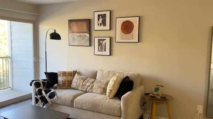 Modern 3br Reston Apt - Pool, Gym, Near Dulles - Herndon, VA