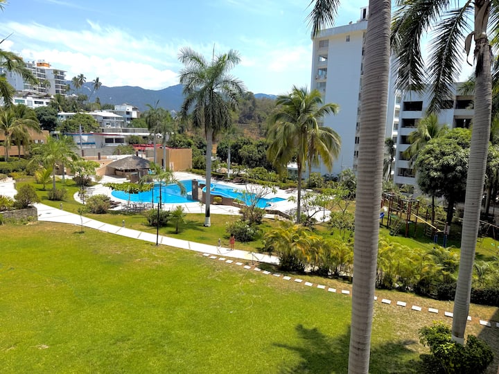 Amplio Departamento En Zona Tranquila - Acapulco