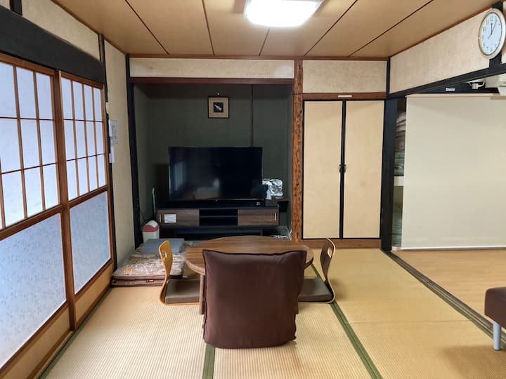 広島港から20分に位置する似島の居心地の良い古民家/広島観光にも良い場所/広島市南区の離島 - 岩国市