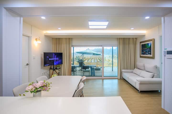 태안 청포대, 몽산포 근처 해변 앞 200평 신축 독채 / 갯벌체험/ 가족  전용 숙소 - Incheon