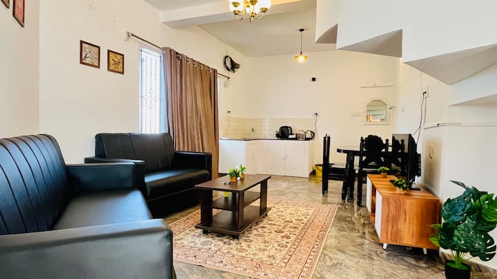 Cliffside Villa 
1.5km From Yercaud Bustand - Yercaud