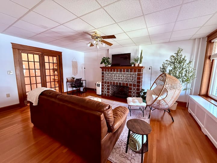 Historic Brick Home - 1st Floor Apartment - Reading, PA