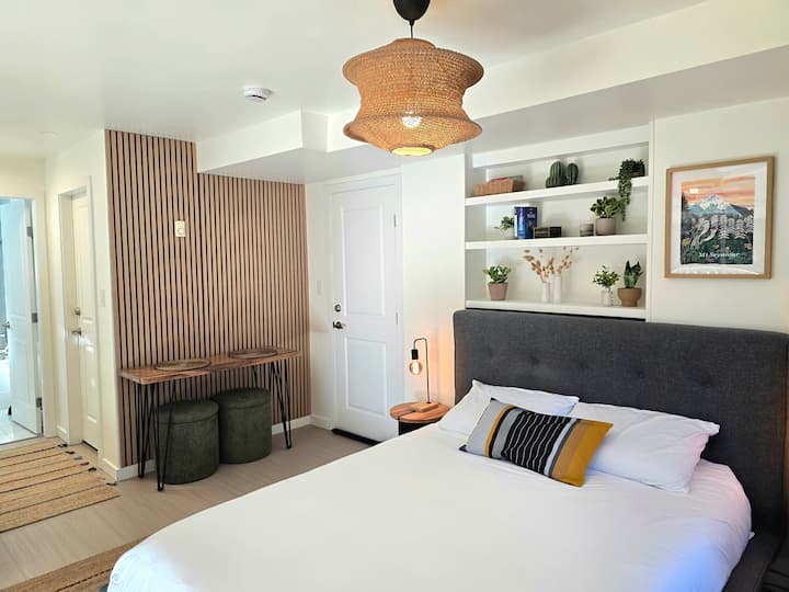 Creekside Forest Studio · North Shore At Your Door - 北溫哥華市