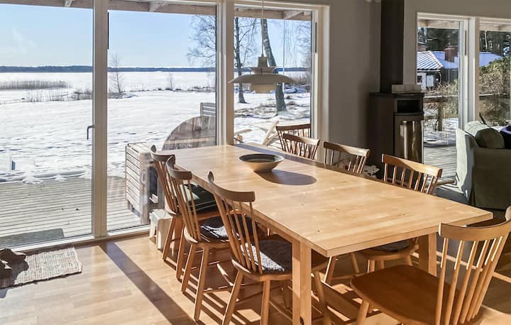 Gorgeous Home In Kristinehamn With Wifi - Kristinehamn