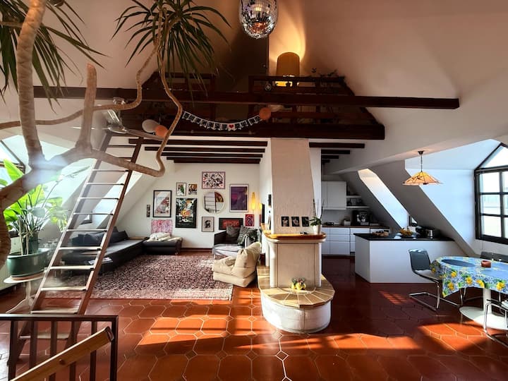 Maisonette-wohnung Mit Wintergarten & Dachterrasse - Köln