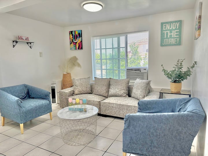 Settle In | Queen 1br With Living Room & Kitchen - Rosemead, CA