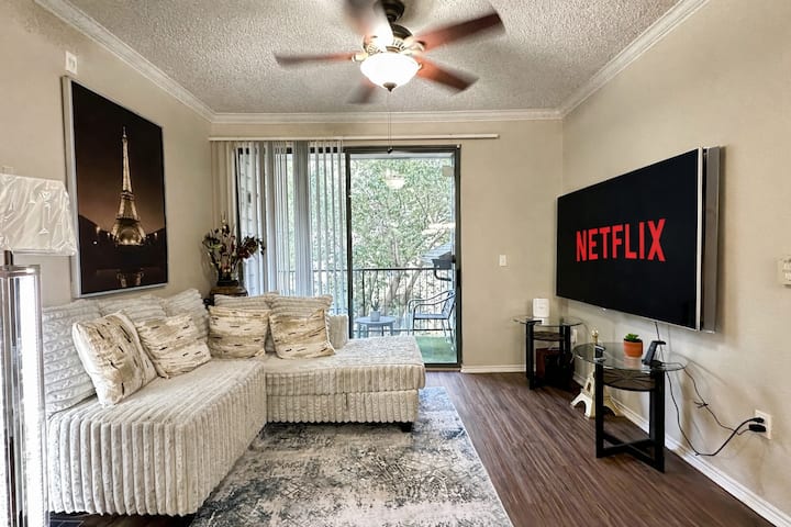 4 Min To Toyota Music Factory | 10 Min To Dfw - Irving, TX