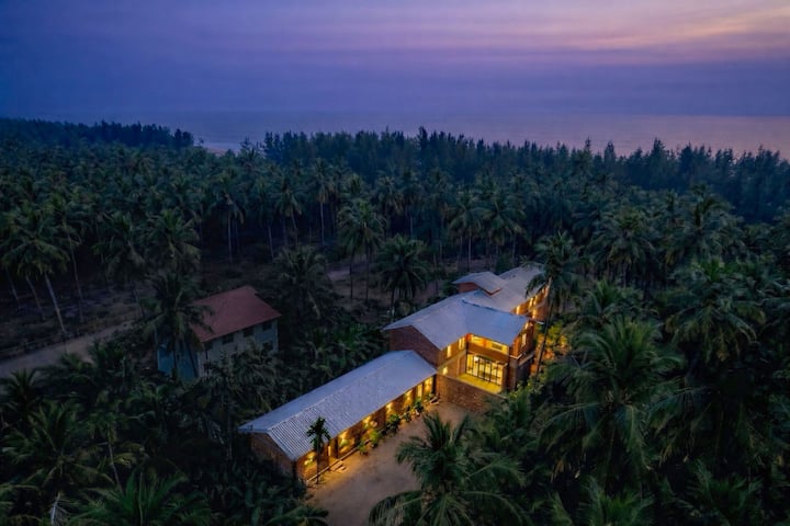 Stayvista At Bricks And Tides Villa W/ Beach View - Shrivardhan