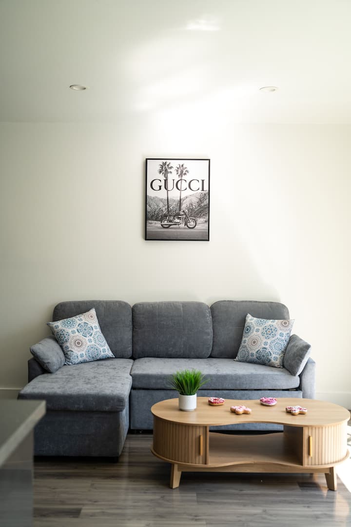 Modern 1bd/pool/parking/west Hollywood/ Los Angles - West Hollywood, CA